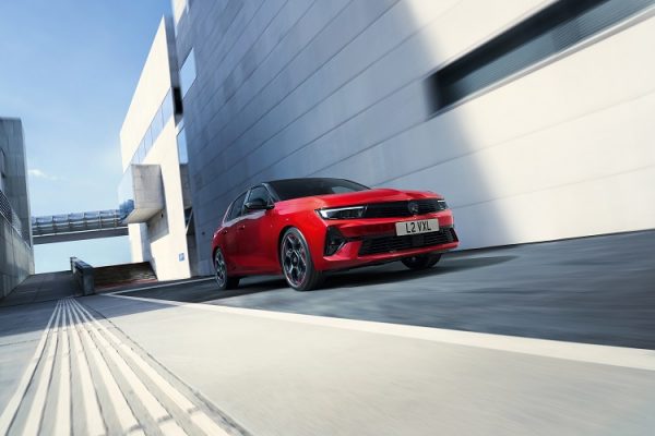 STARTING PRICE AND SPECIFICATION FOR THE NEW VAUXHALL ASTRA. Short new ...